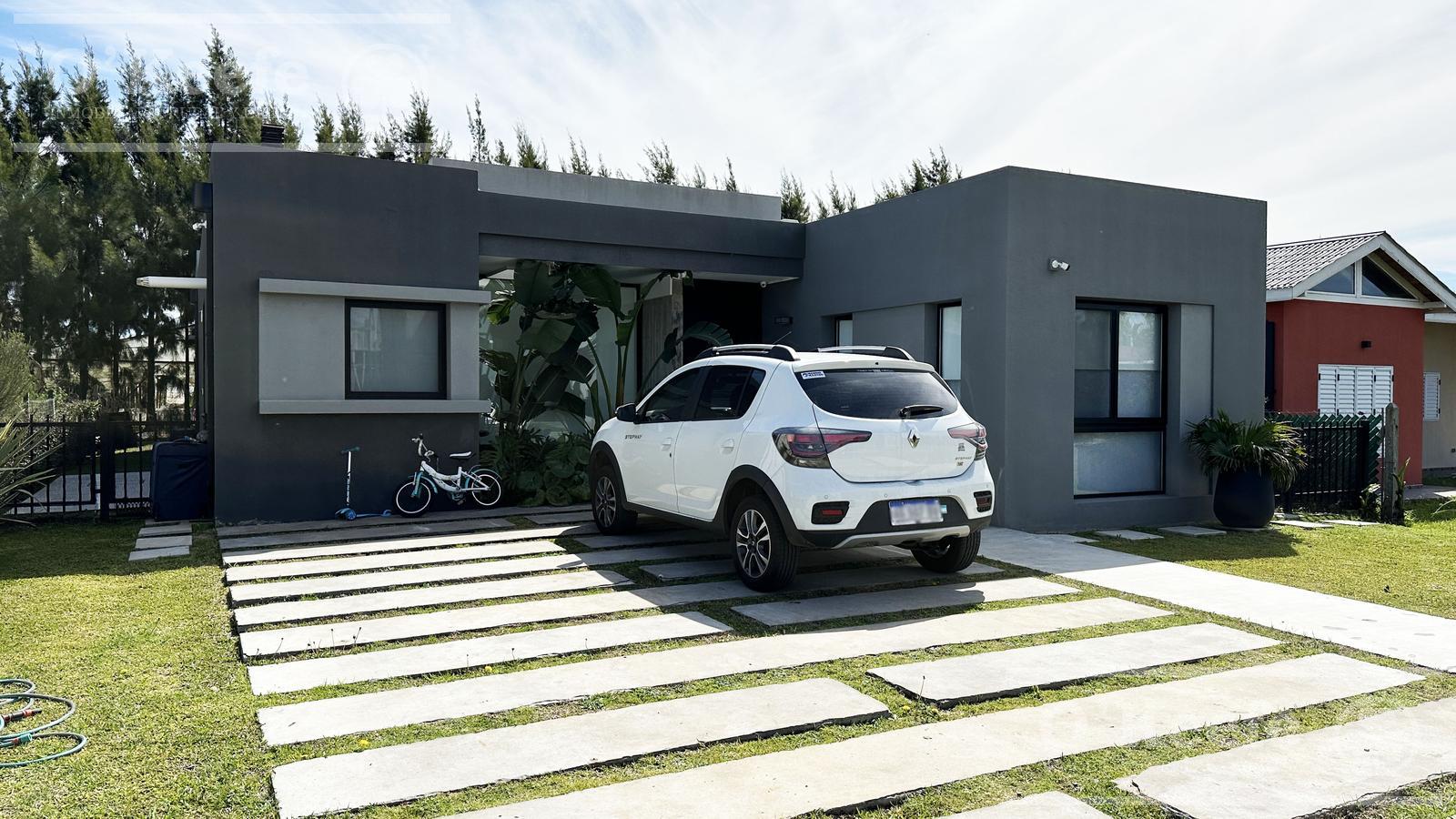 Venta | Casa en venta de 4 ambientes en barrio cerrado La Reserva de ...