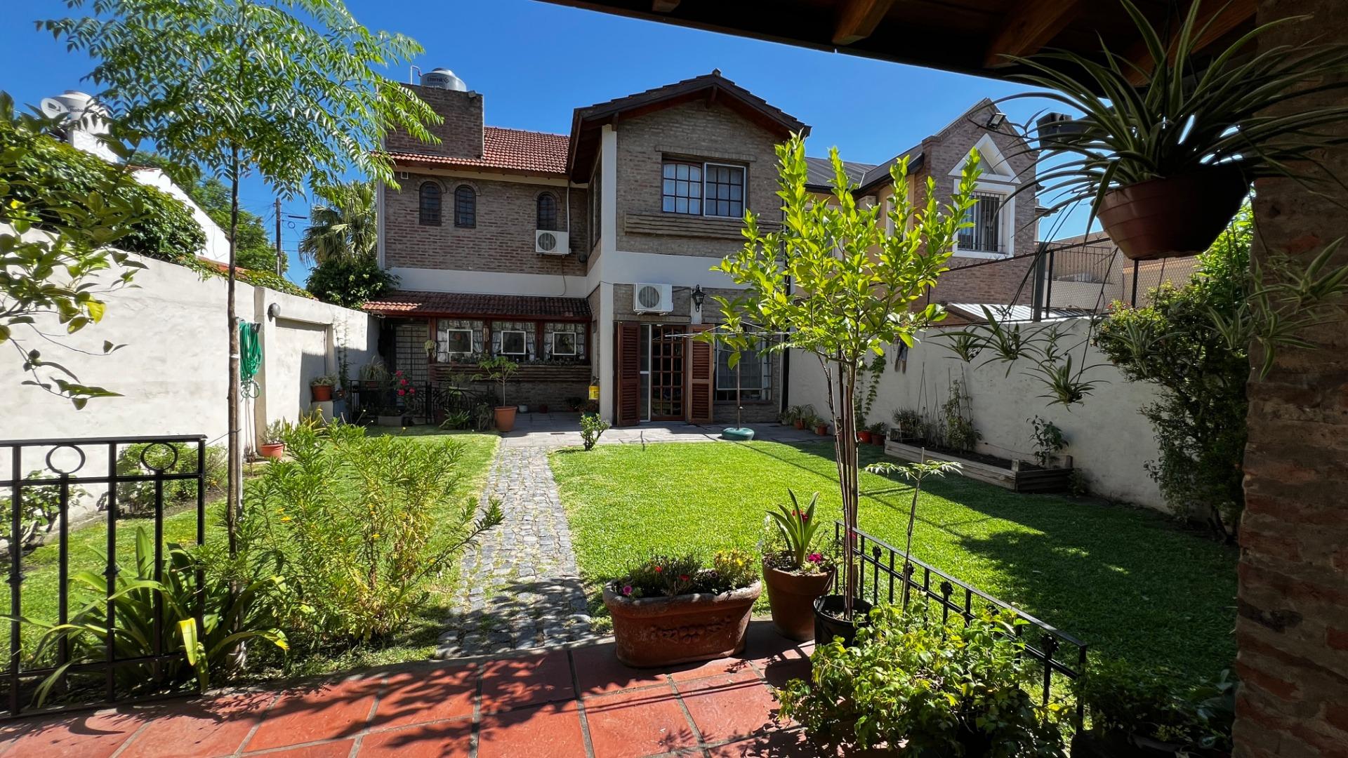 Venta | Chalet 5 ambientes venta apto crédito Villa Ariza Ituzaingo ...