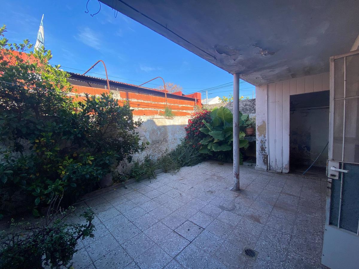 Venta | VENTA -Casa al Frente - 2 Dormitorios - Patio (Rosario , Azcuénaga) | SHO3982884