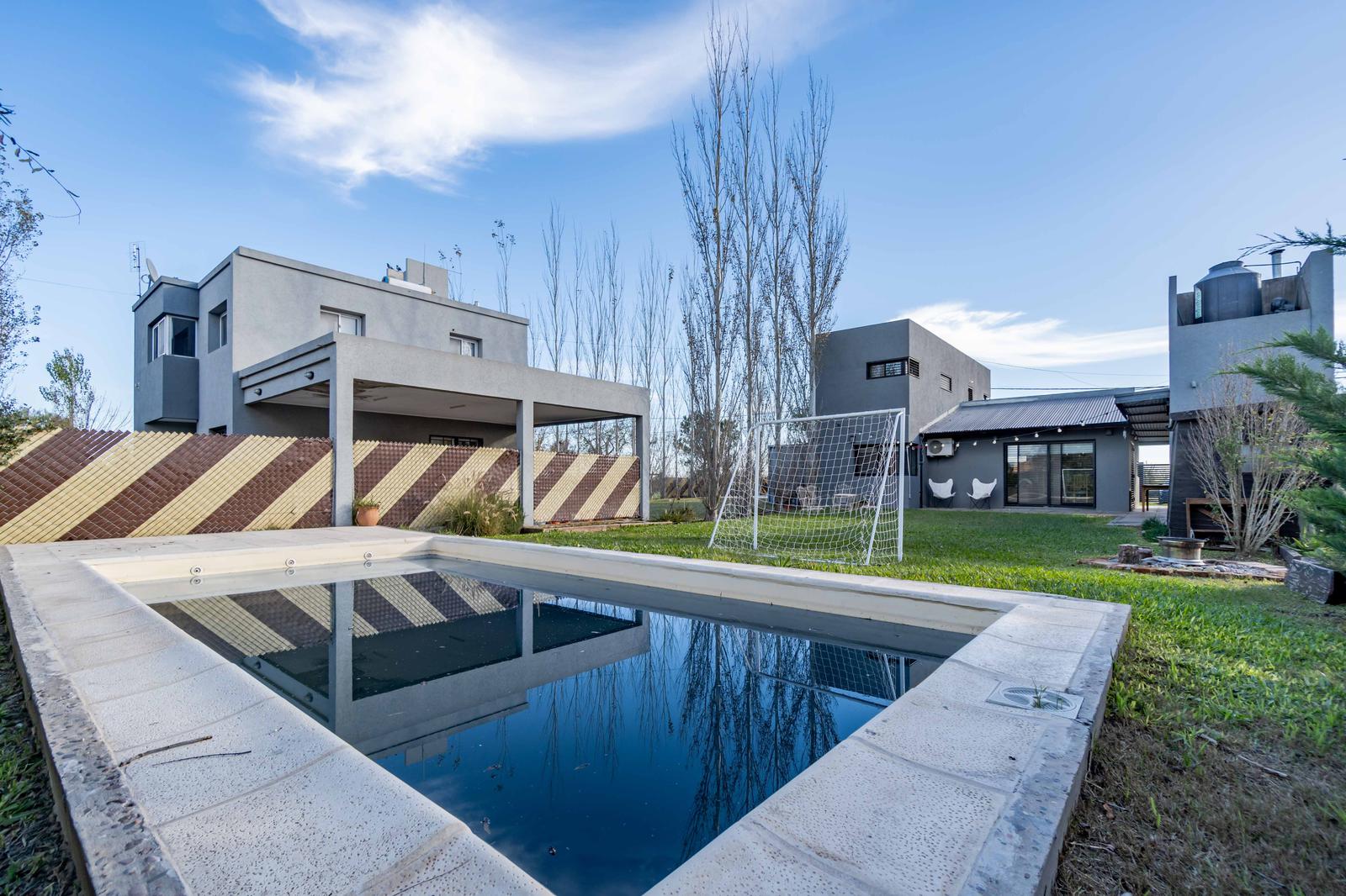 Venta | VENTA/PERMUTA - Casa - 3 dormitorios con piscina - Tierra de Sueños II, Roldán | SHO5157804