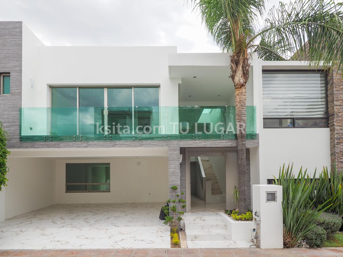 Venta | Casa en venta en Fraccionamiento Misión de San Martinito ...