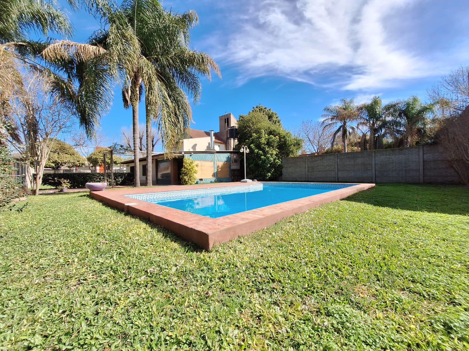 Venta | VENTA/PERMUTA - Casa 2 Dormitorios con pileta - Los dos Chinos, Funes. | SHO5491476