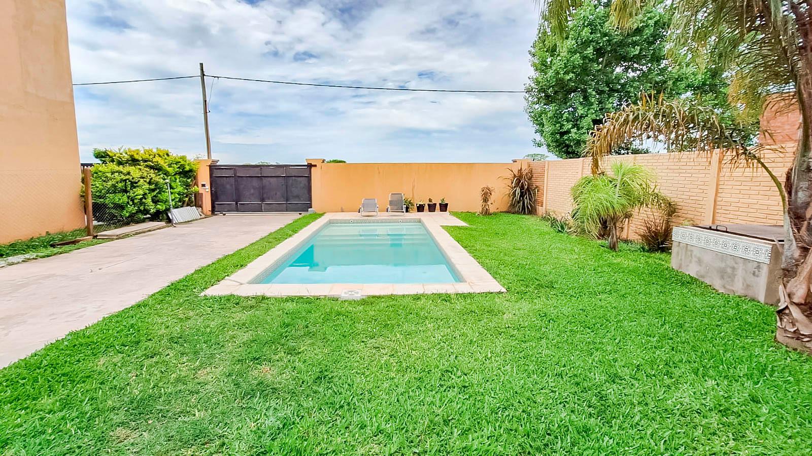 Venta | VENTA/PERMUTA - Casa - 3 Dormitorios - Pileta - Tierra de Sueños 3, Roldán. | SHO5641513