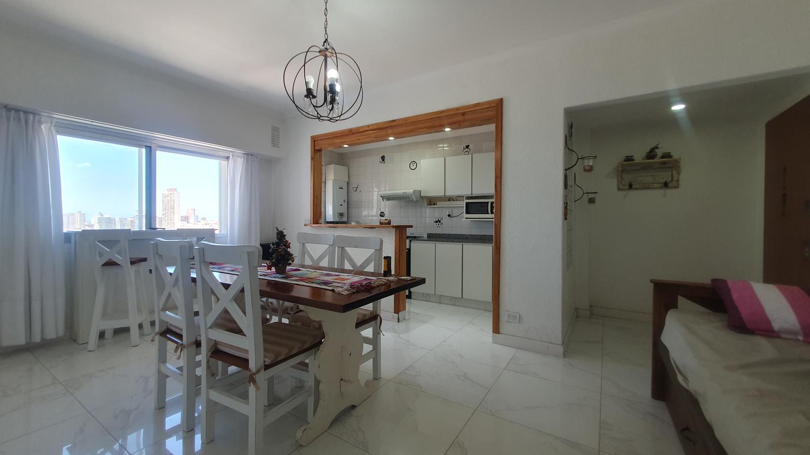 Venta | Venta - Departamento dos ambientes reciclado con vista al mar ...