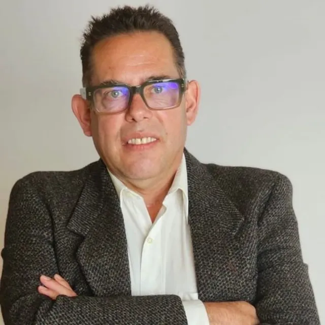 Redirecting to http://investinmuebles.com